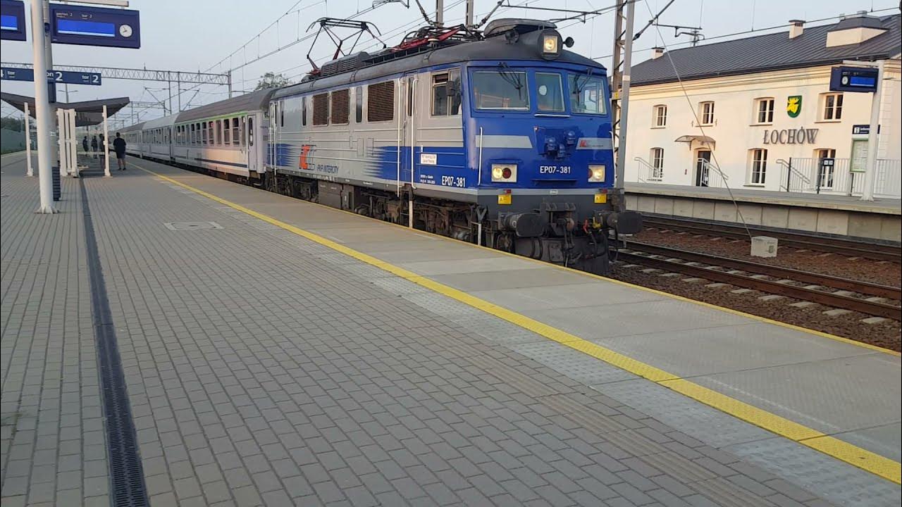 Wjazd EP07-381 jako PKP Intercity TLK Hańcza - YouTube