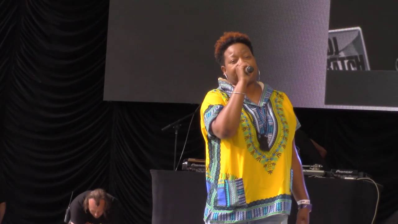 Bahamadia performing at Rocksteady 39th year anniversary show 2016 ...