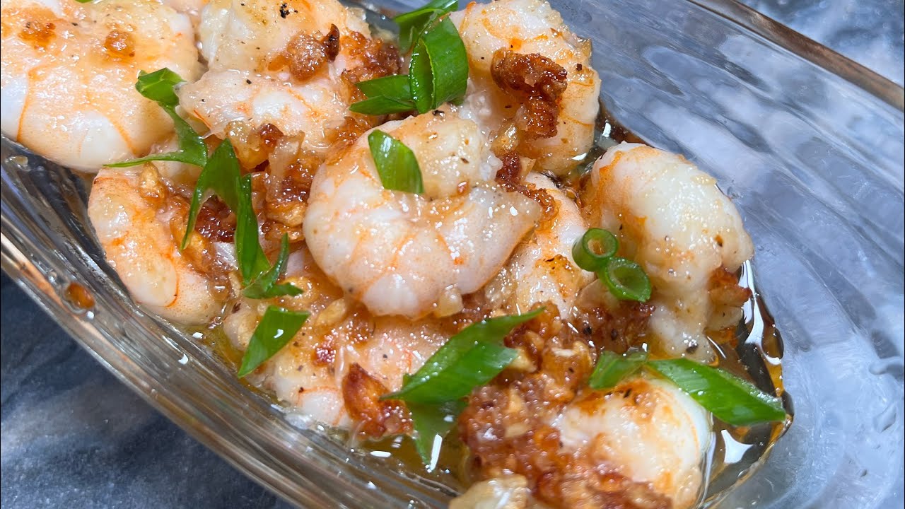 EASY LEMON GARLIC BUTTER PRAWNS RECIPE - YouTube