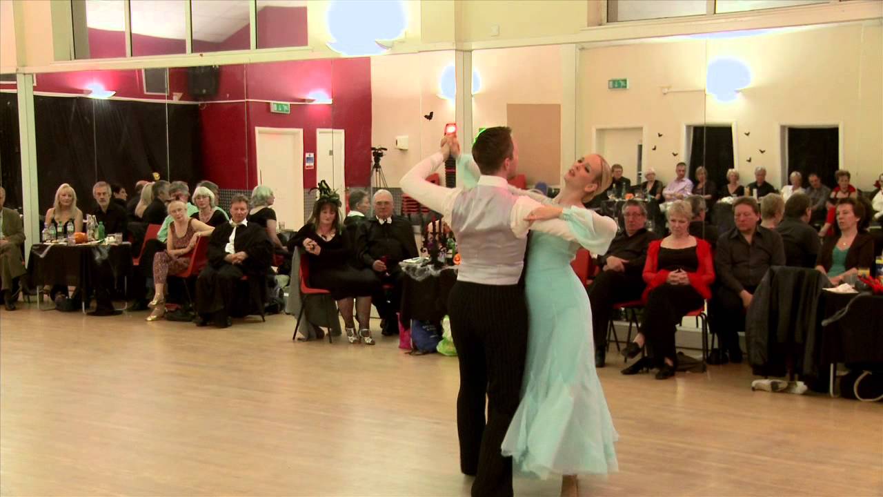 Dizzyfeet Dancing @ 24/7 Halloween Party - James & Kelly Waltz - YouTube