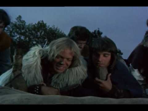 Arthur of the Britons ants race - YouTube