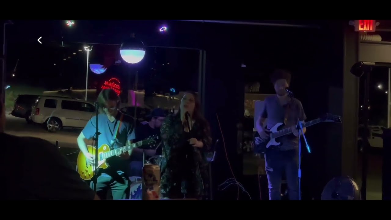 Become Invisible - Gentry Blue (Live at Spectrum Record Lounge, Cape ...