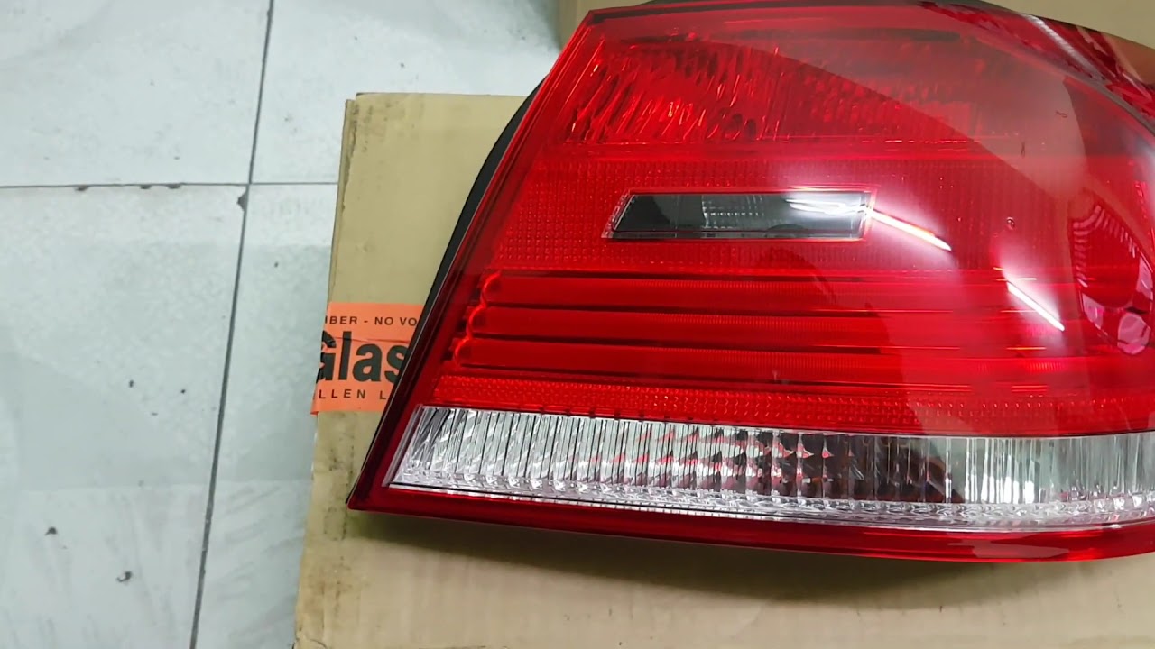 63217162302 Đèn hậu (đèn lái sau) phải BMW E93 328i, 335i - YouTube