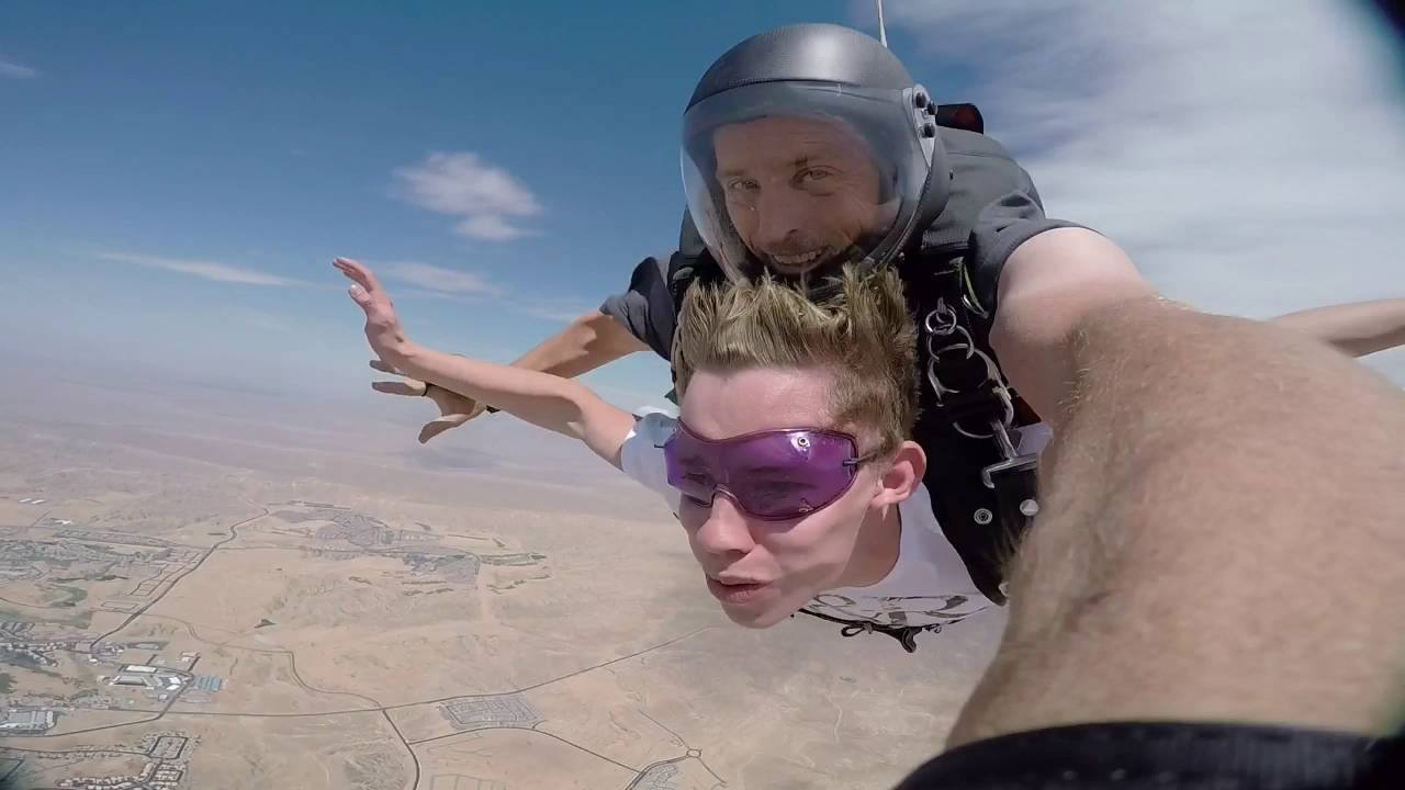GoPro Skydiving Edit 2 - YouTube