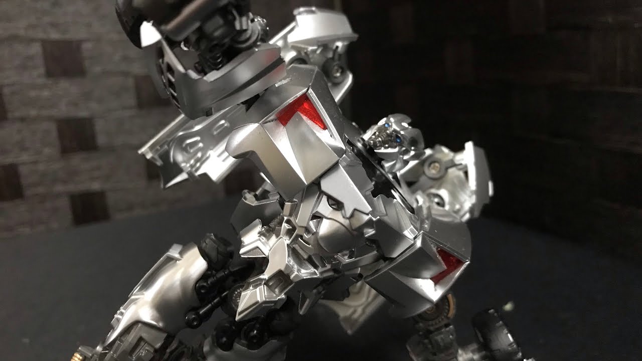 Black Mamba "Corvette Assassin" (Sideswipe) Stopmotion - YouTube