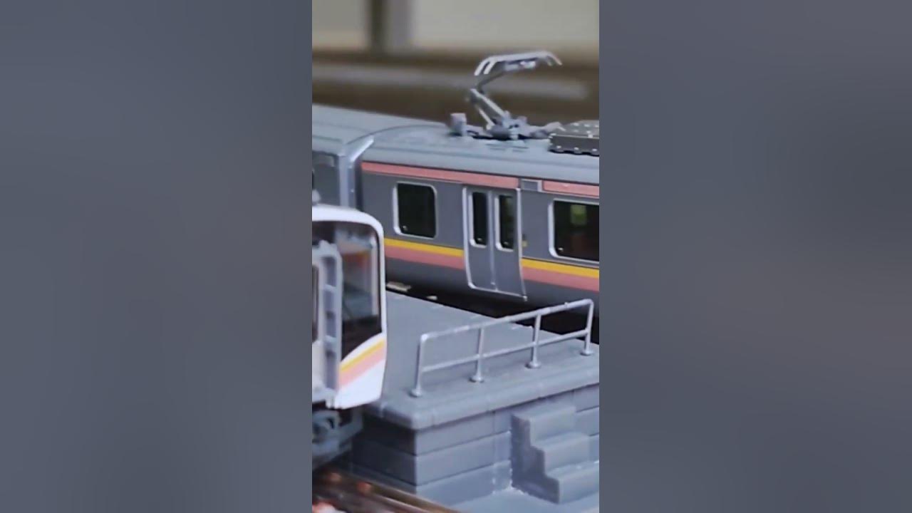 前編 JR東日本 E129系100番台 霜取りパンタ搭載車〈KATO 10-1737〉 n scale 走らせた JR EAST E129-100 SERIES ＃Shorts - YouTube