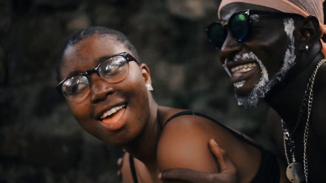 NIUWE By mufupa ya kijumba - YouTube