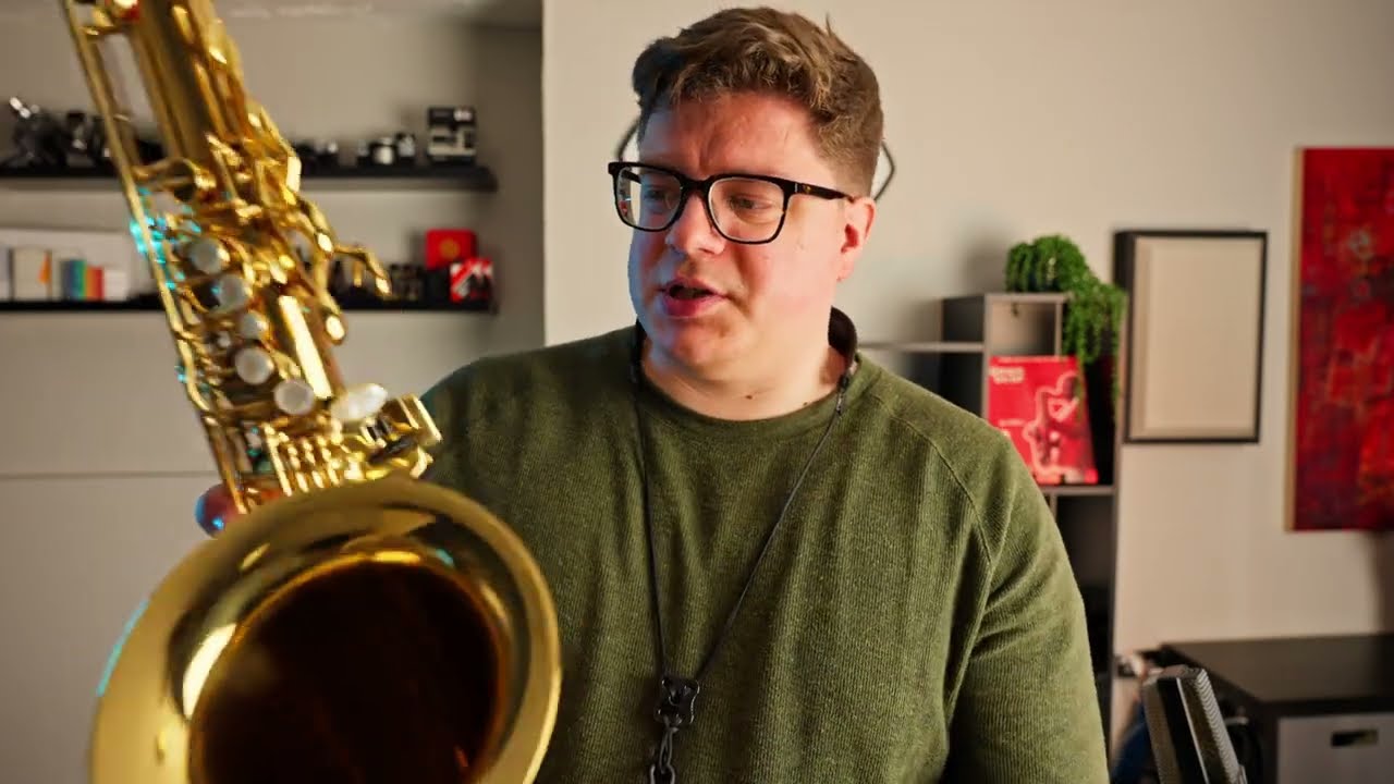 Retro Revival Tru-Six Tenor Saxophone Review - YouTube