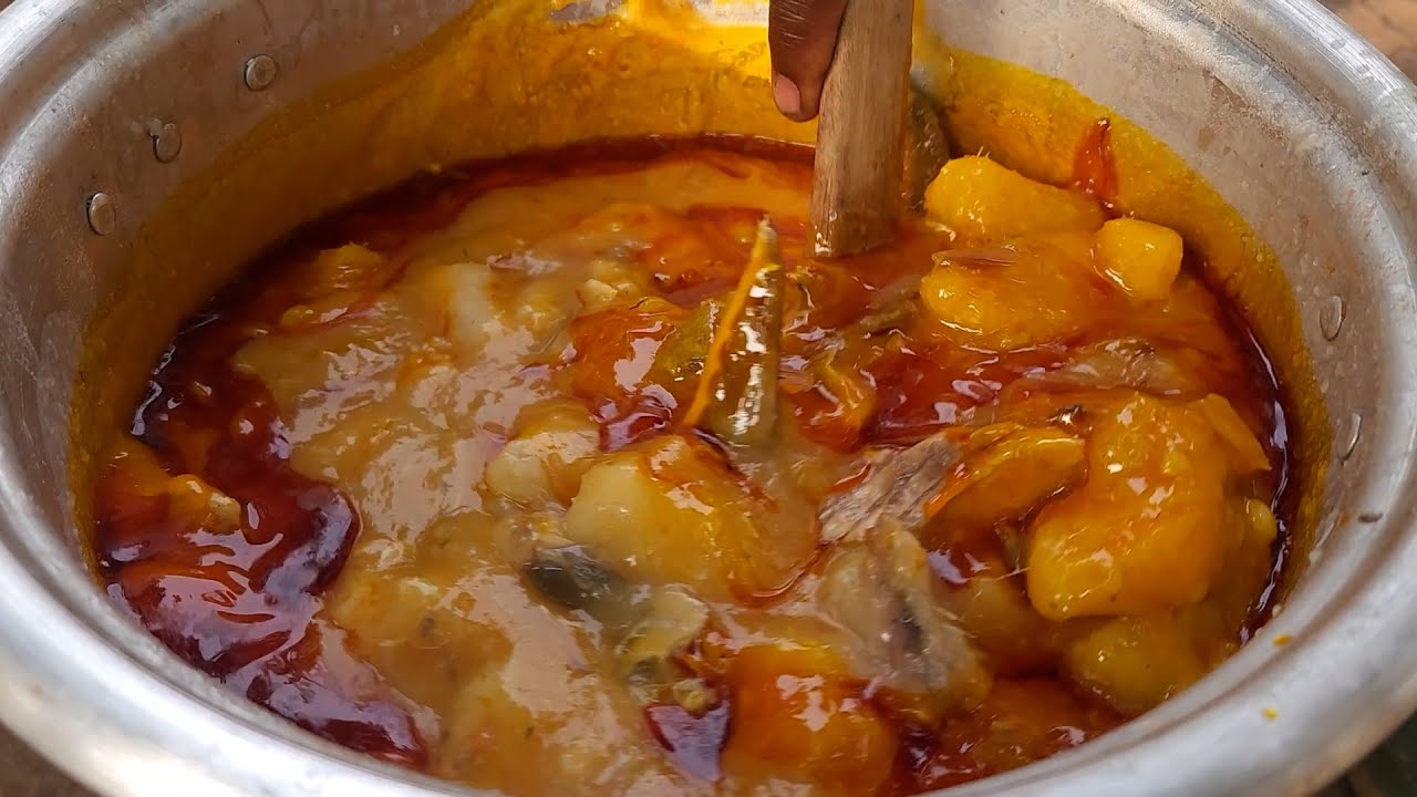 Watch Grandpa Prepare The Best Traditional Mpotompoto {Yam Porridge} # ...