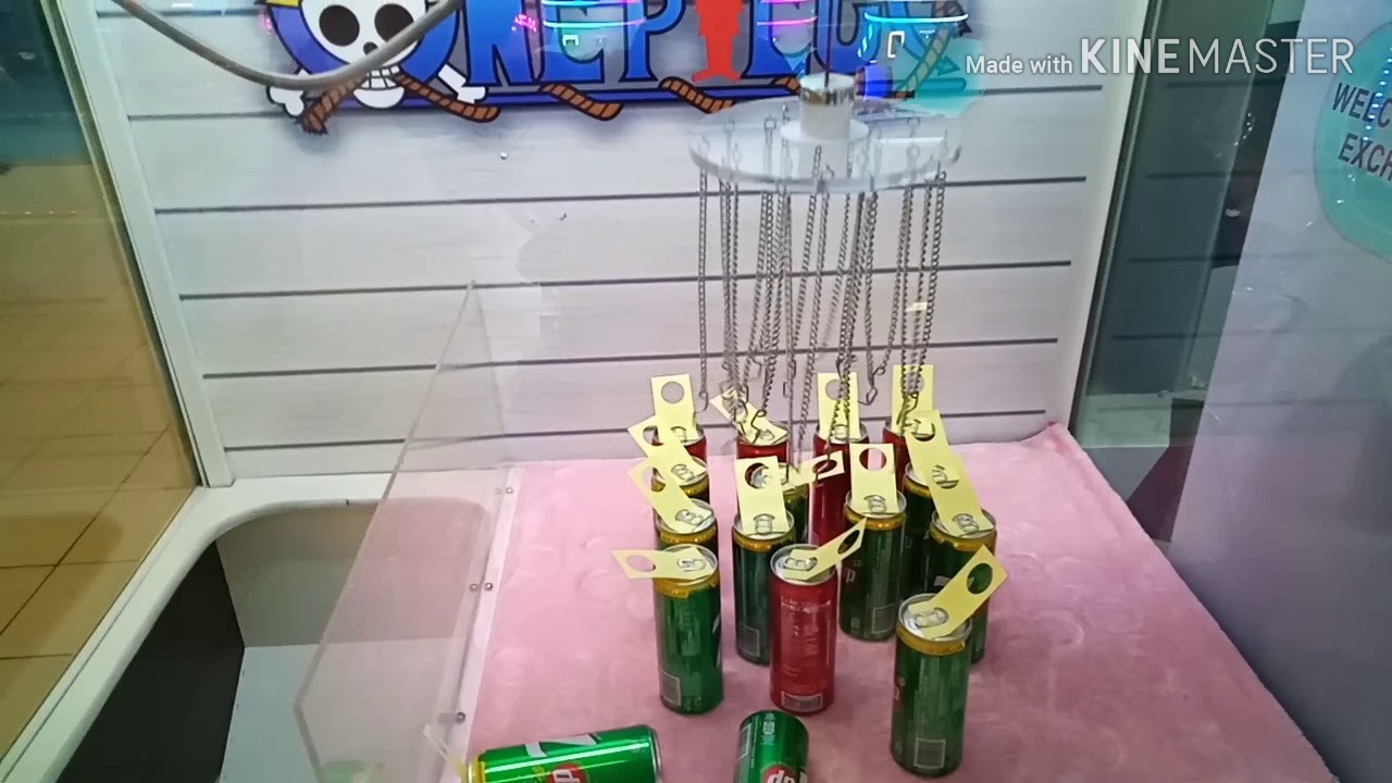 Soft drink inside claw machine - YouTube