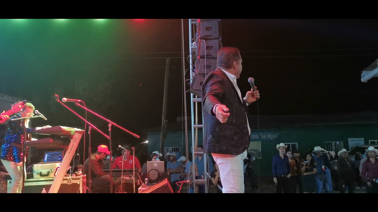 Los. Mendivil 2021 En Vivo.-Cancion Librame - YouTube