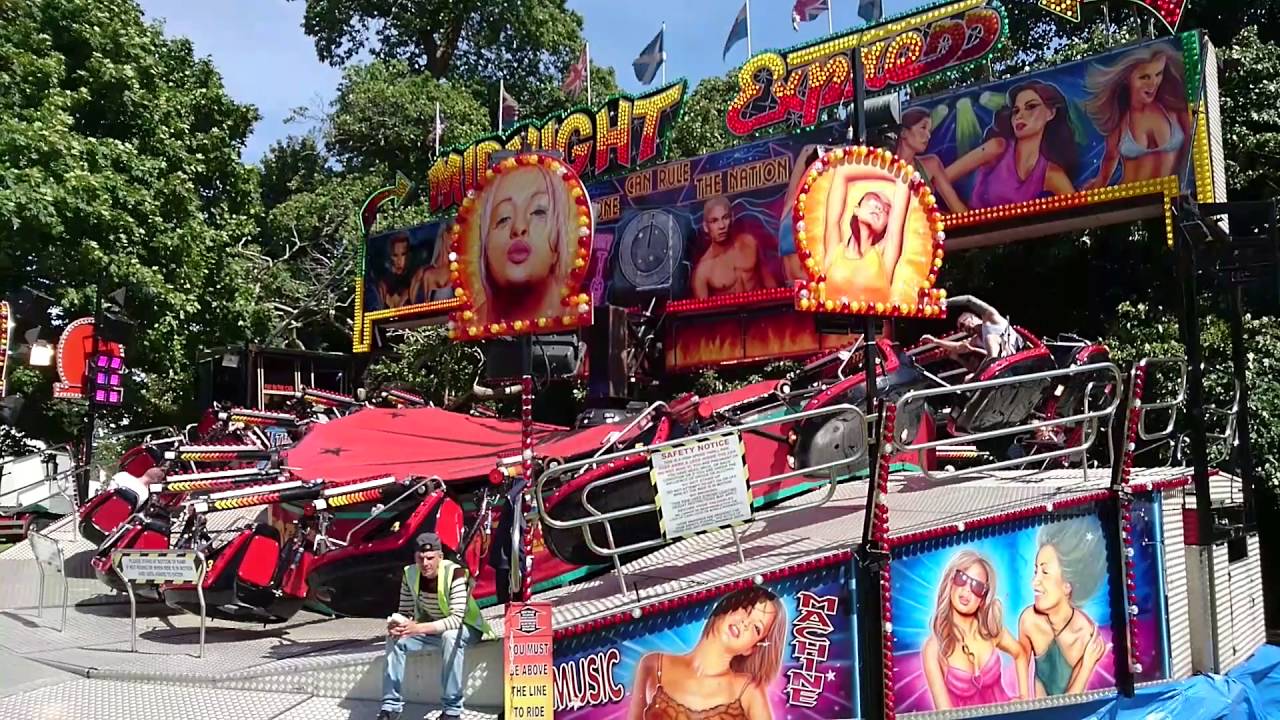 Midnight Express Ride At The Bristol International Balloon Fiesta, 13 ...