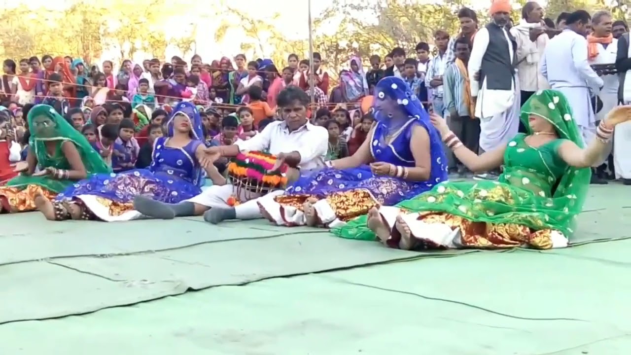 Karila Ki Rai Janaklali Ki Lila | सुपरहिट करीला की राई ... - YouTube