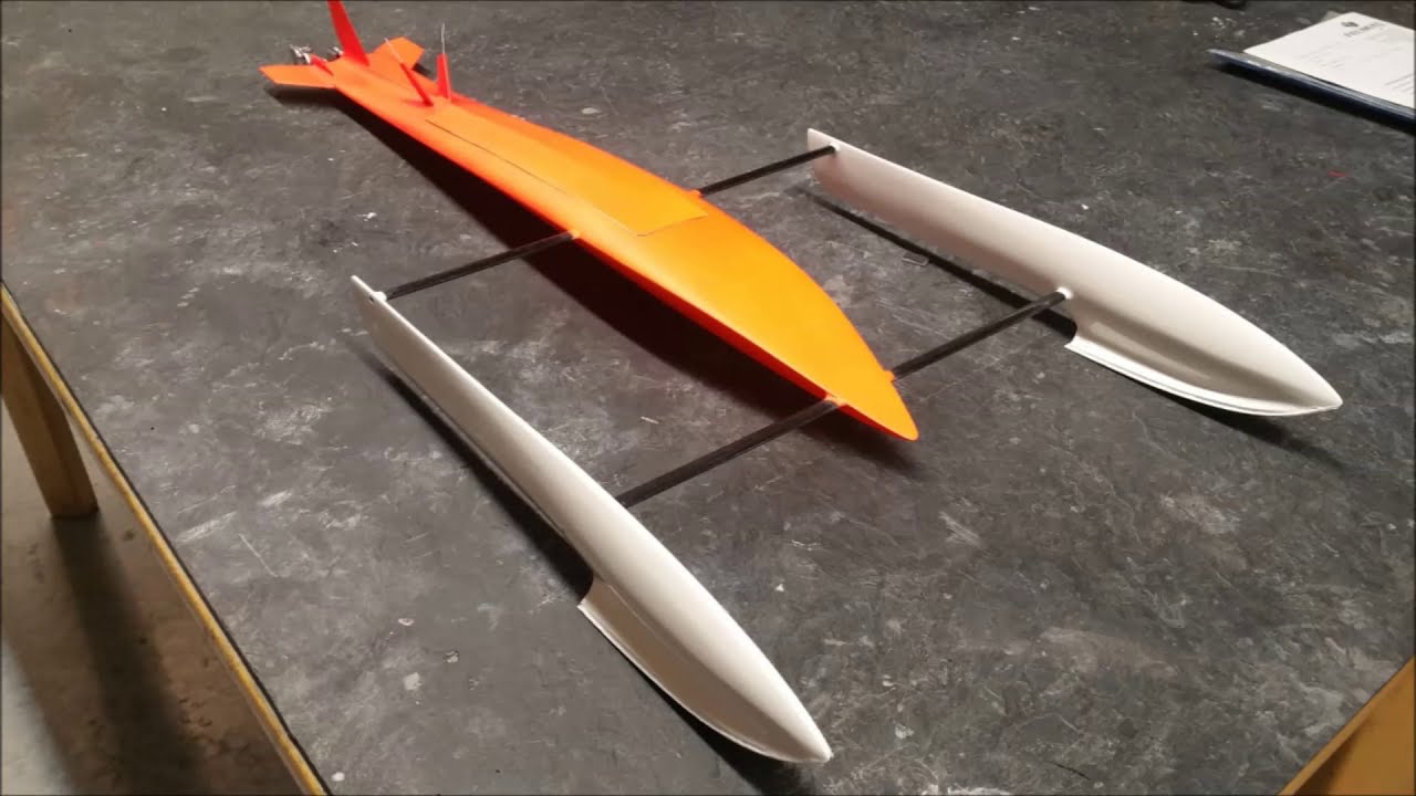 Fastest RC Hydro L3 in the World - YouTube