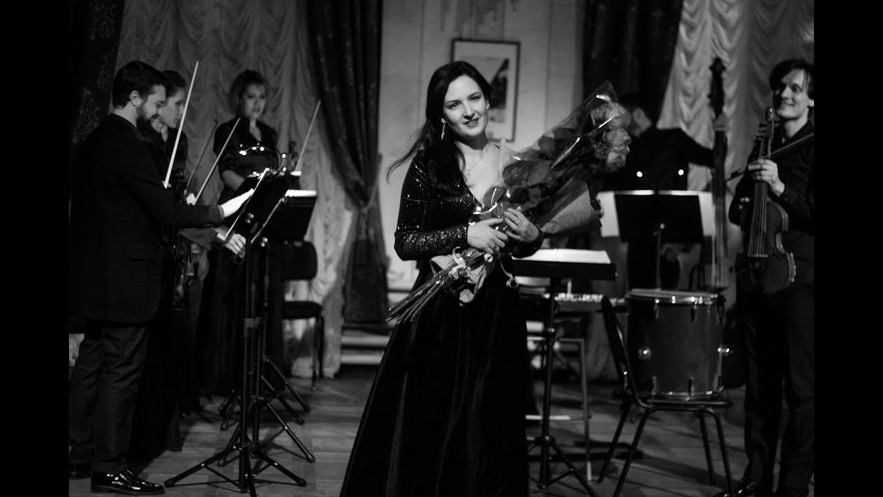 A Vivaldi, Griselda "Agitata da due venti" - YouTube