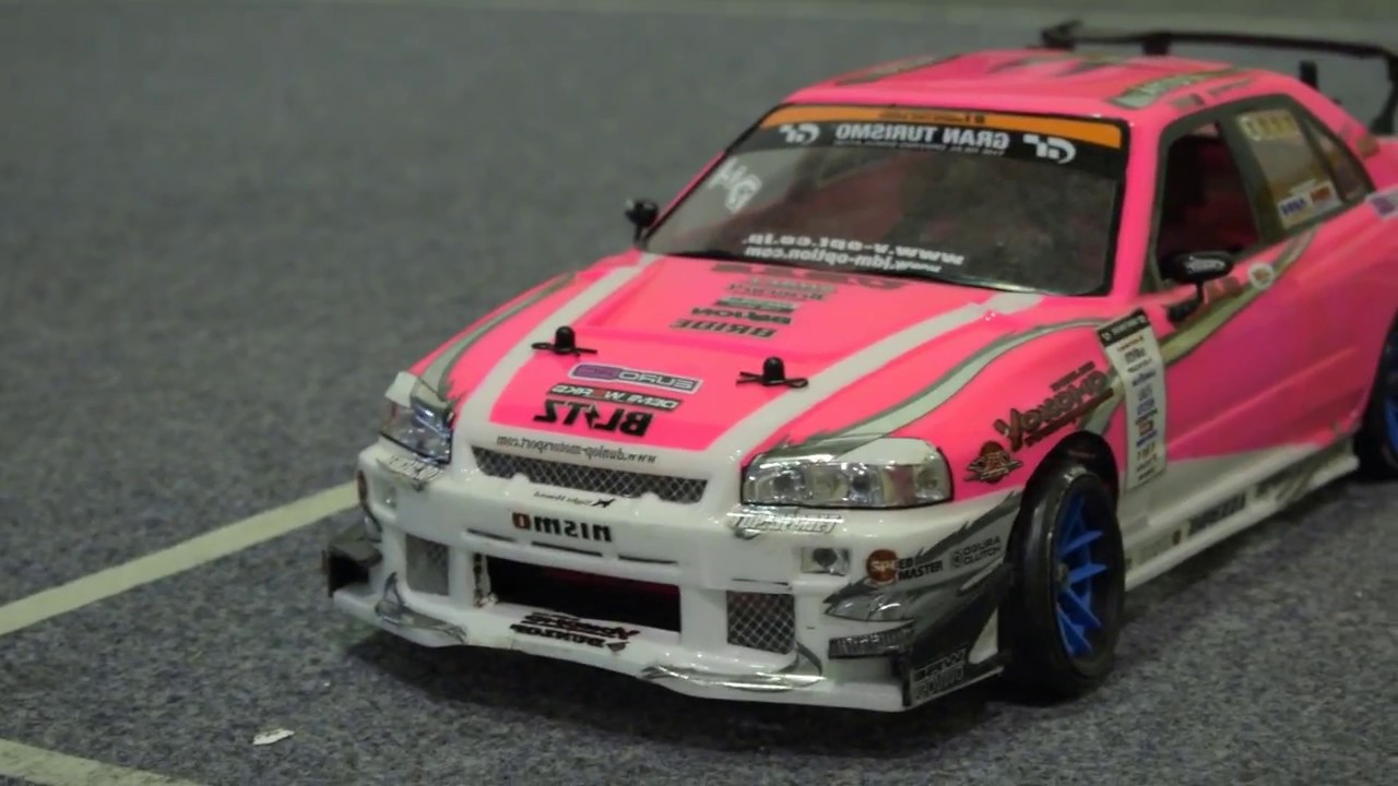 Sakura d4 RWD - Yeah racing upgrade @ TUA-areena - YouTube