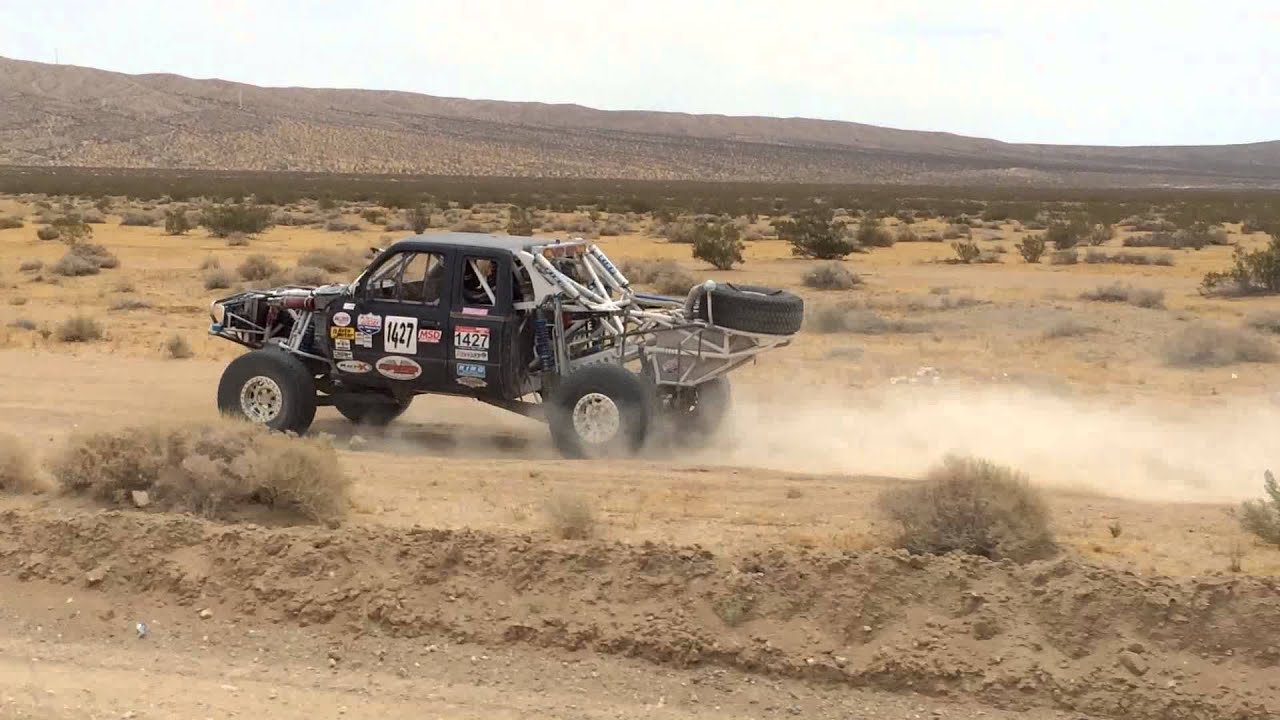 1427 garage built racing - YouTube