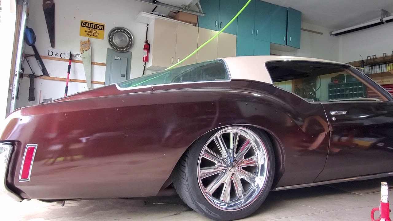 Boattail riviera rear air ride test. - YouTube