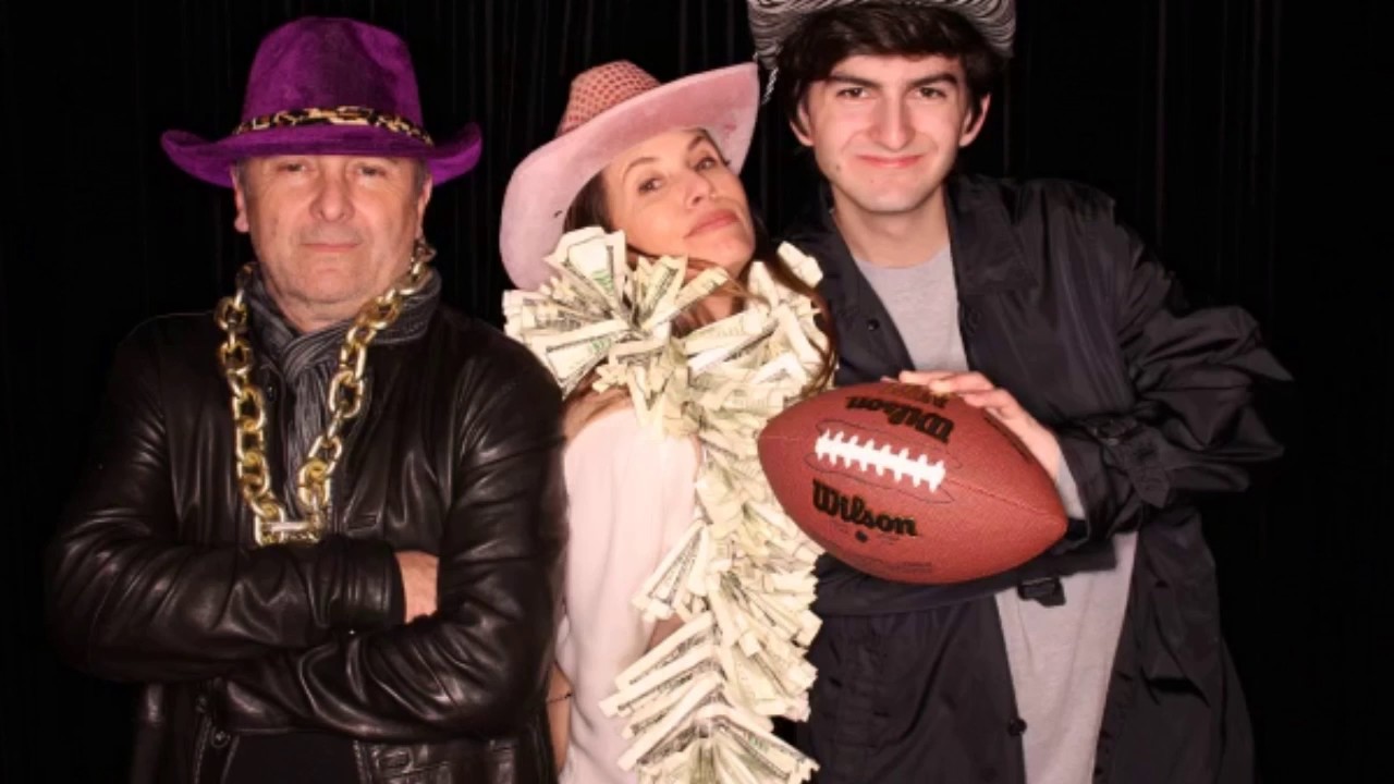 Patty Elias' Super Bowl Party - YouTube