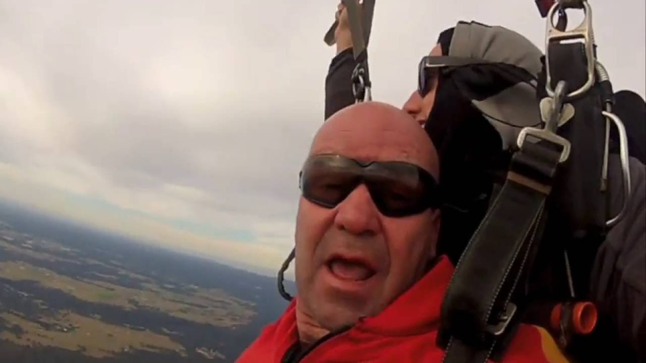 Freefall Face-morphing - YouTube