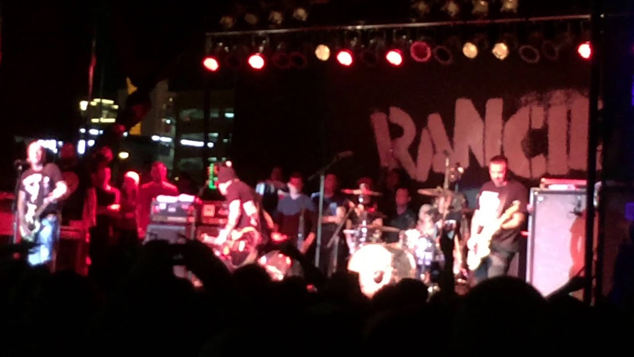 Rancid - Junkie Man @ Punk Rock Bowling 2015 - YouTube