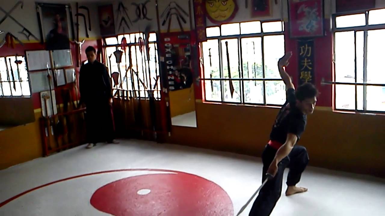 Kati de facão tan tou - YouTube