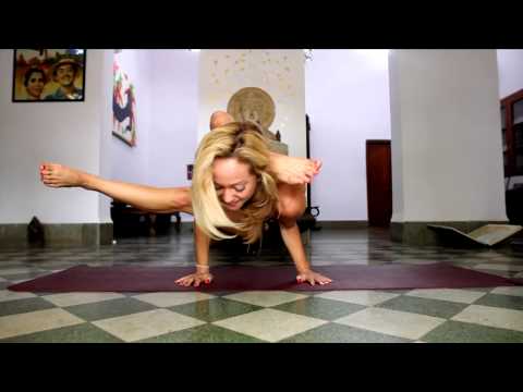 Advanced Yoga Demo with Kino in India