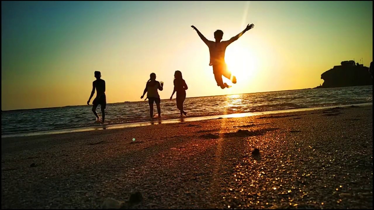 Amazing Slowmotion Video Enjoy at Diu Beach - YouTube