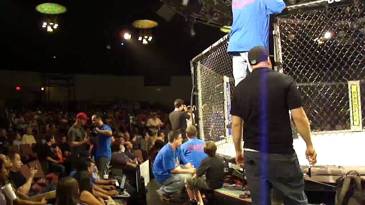 Patrick Hutton vs Justin Murray -- July 31, 2010 - YouTube