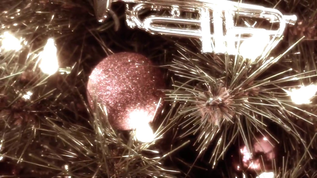 The Christmas Comet - YouTube