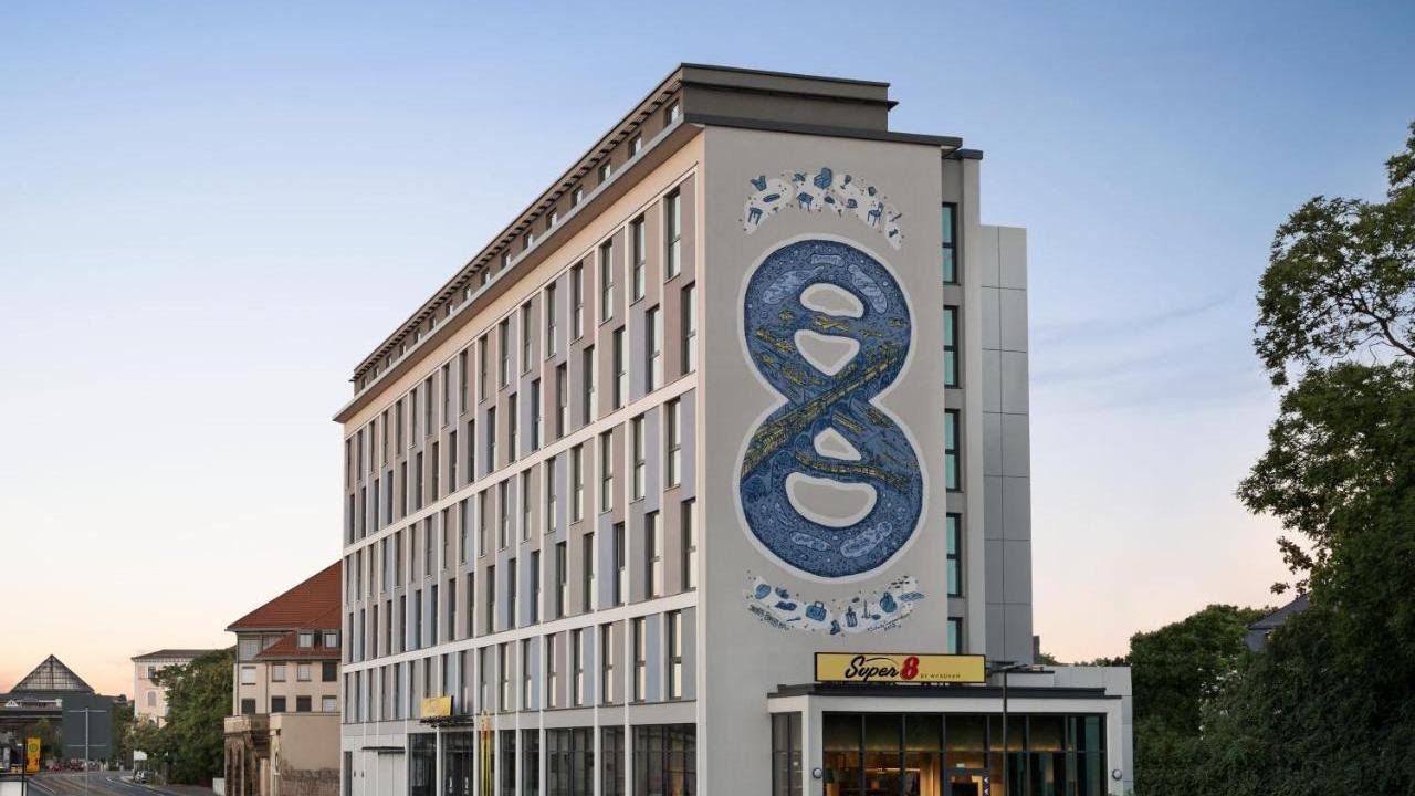Super 8 by Wyndham Dresden, Dresden, Germany - YouTube