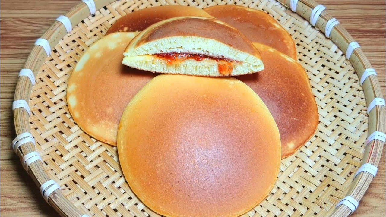 bánh rán doraemon - Cách làm Bánh Rán Đô Rê Mon - bánh dorayaki mềm xốp ...