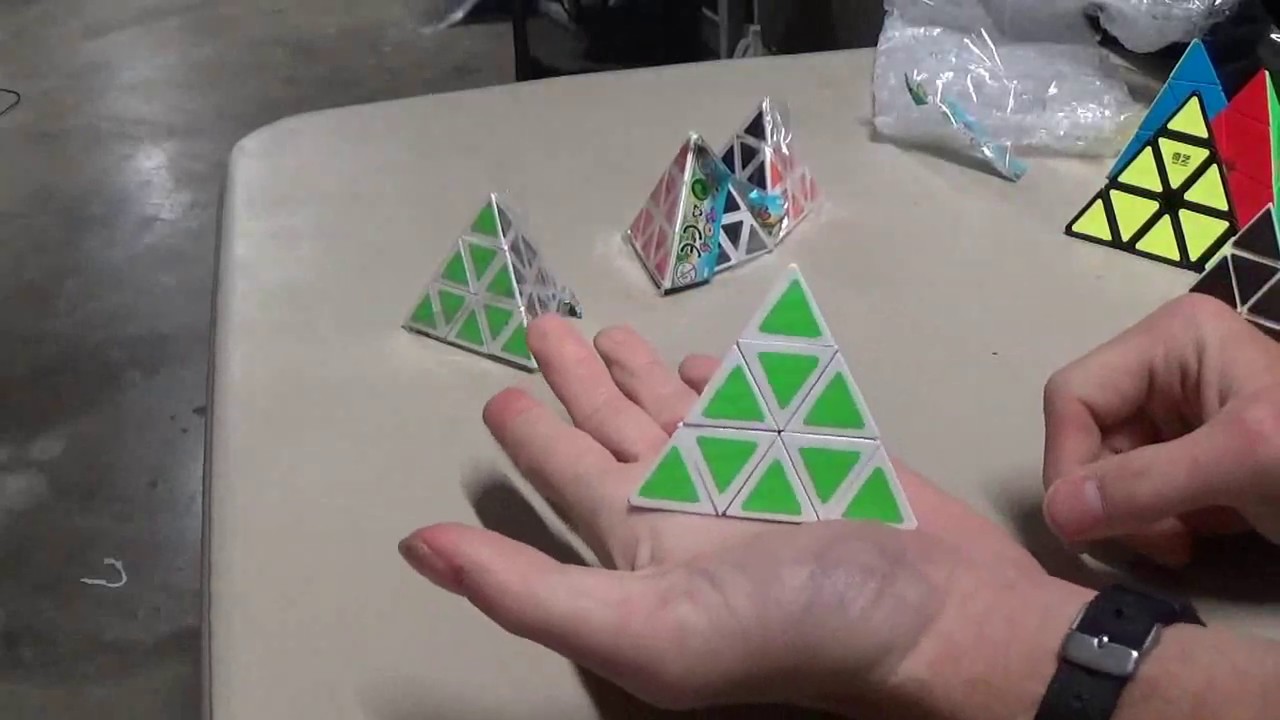 mini pyraminx unboxing - YouTube