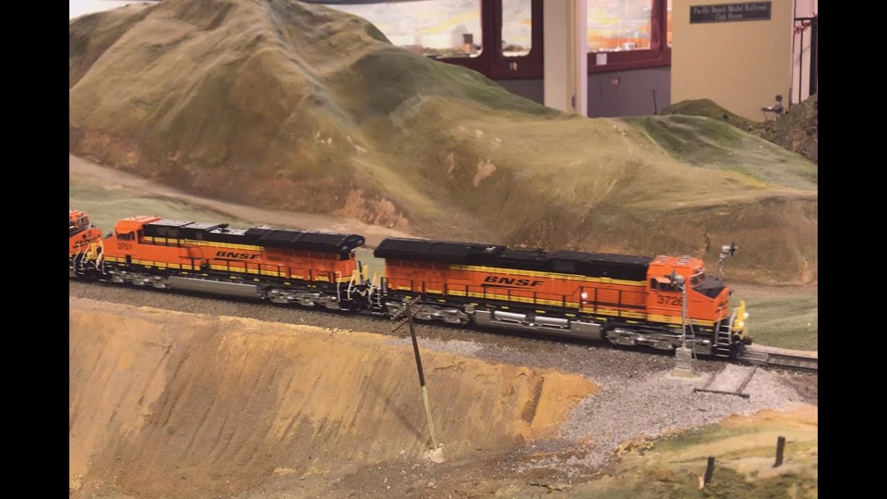 HO scale BNSF freight train traveling down the grade at the La Mesa ...