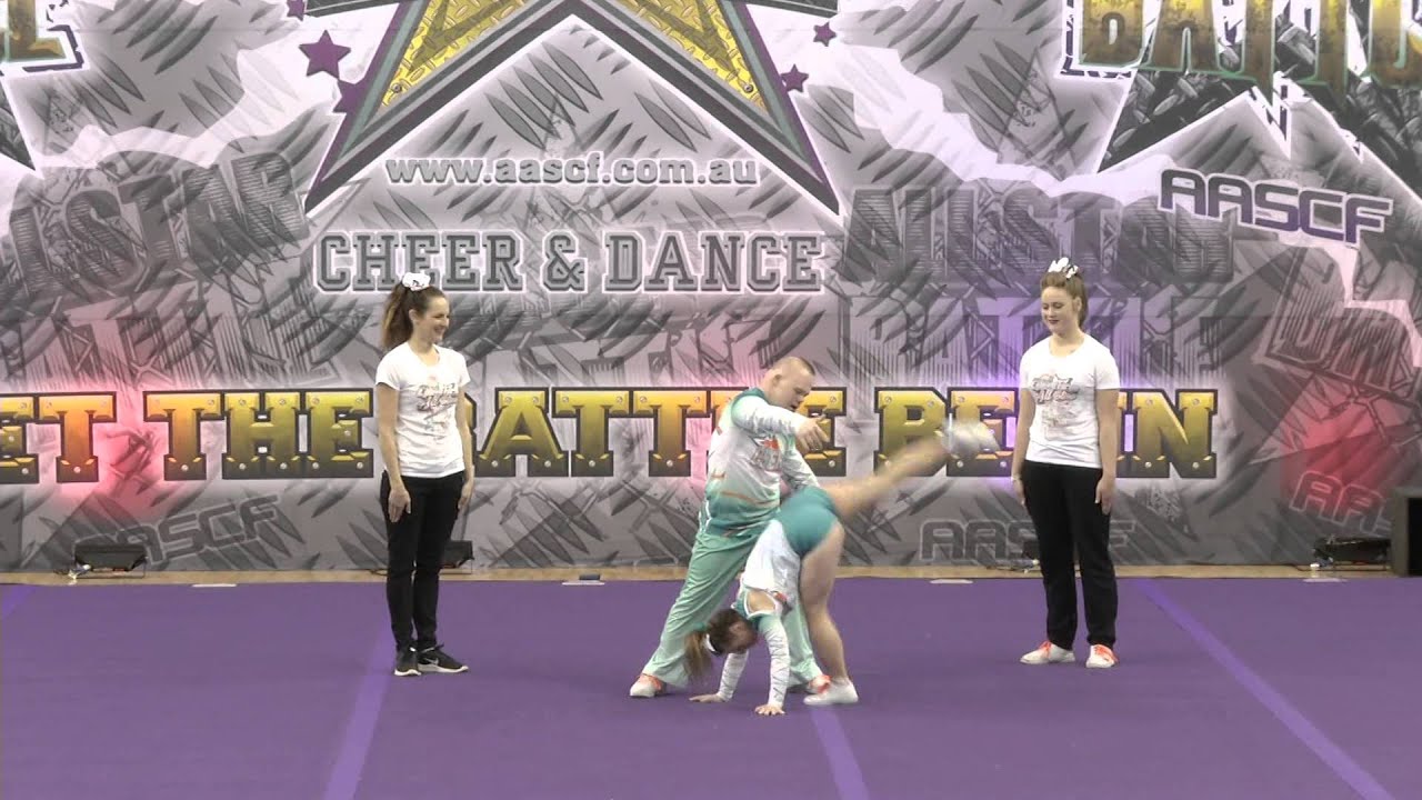 Dynamite Dave and Blazing Brittany AASCF Vic Battle routine - YouTube