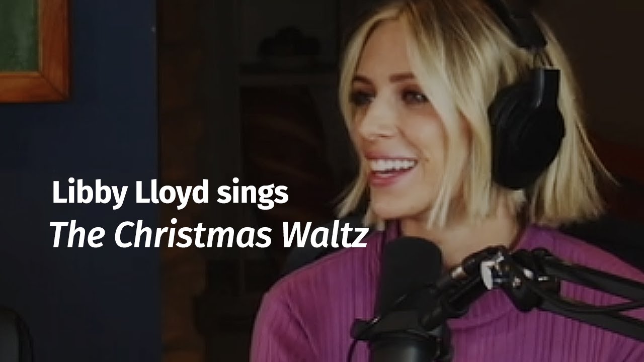 Libby Lloyd Sings the Christmas Classic, The Christmas Waltz - YouTube