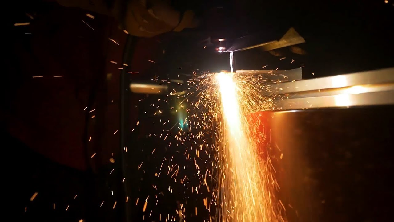 Produzione video Vicenza | Helvi Plasma Cutting - YouTube