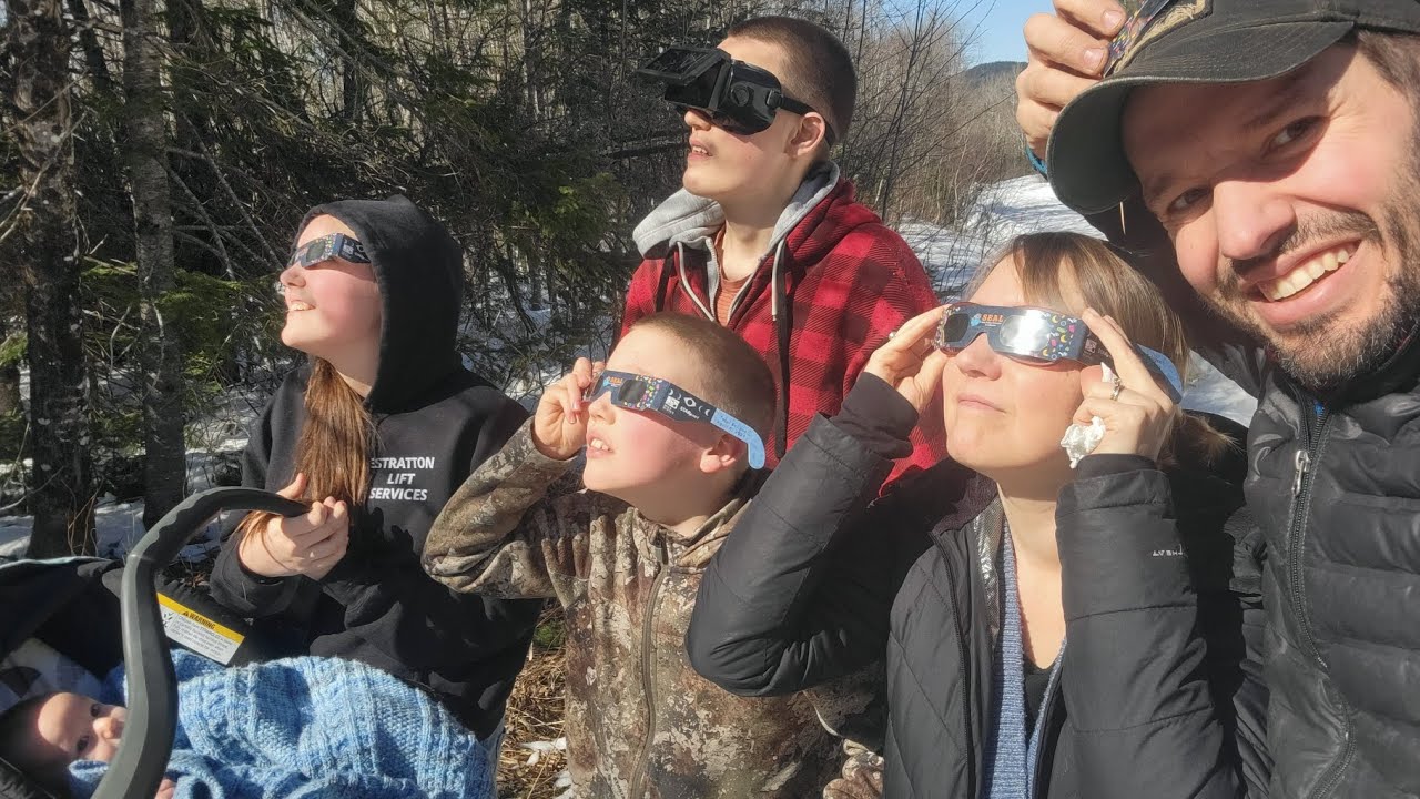 Total Solar Eclipse in the Maine Woods - YouTube