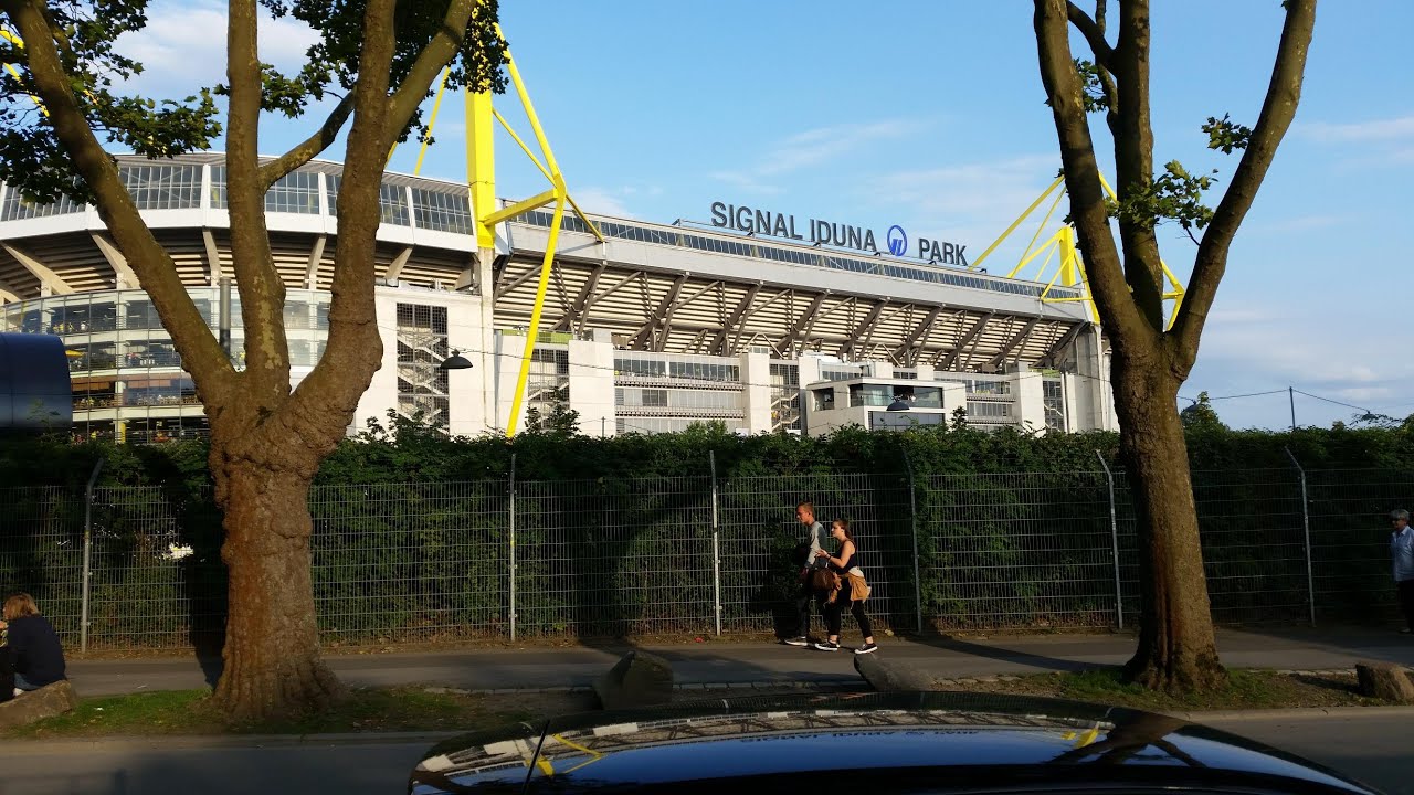 Borussia Dortmund v Bayern Munich Pre-Match. German Super Cup Final ...