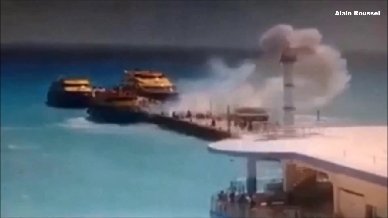 FERRY EXPLOSION @ Playa Del Carmen !!! - YouTube