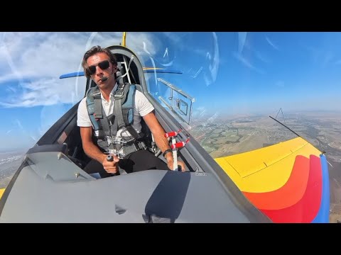 First aerobatic sequence Extra300L - YouTube