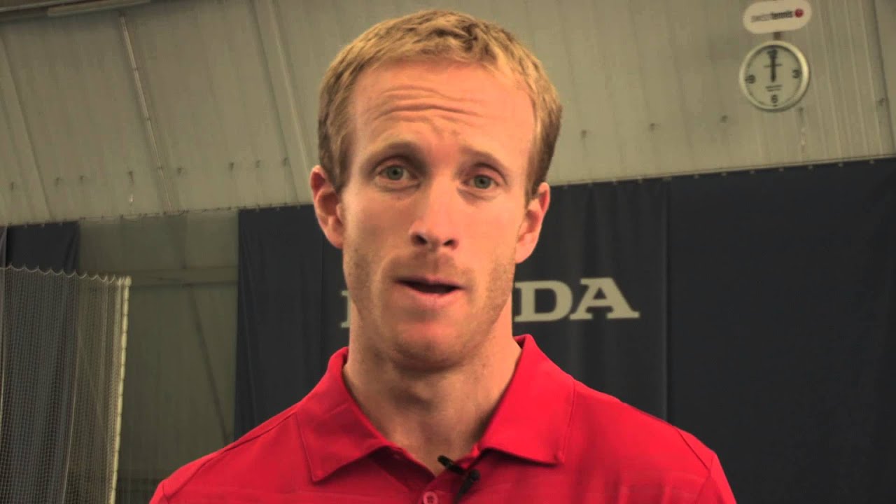 Stéphane Bohli: Entraîneur Swiss Tennis Academy - YouTube