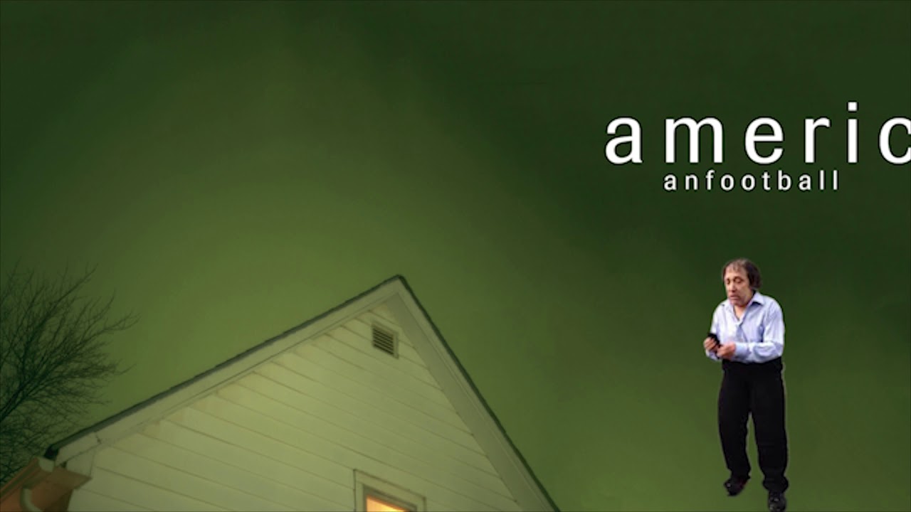 angry trumpet guy yelling at americ anfootball - YouTube