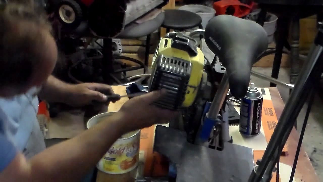 viza viper scooter 2 stroke engine rebuild part 1 - YouTube