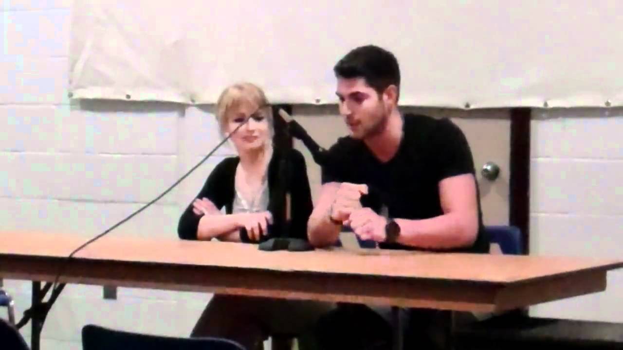 Hobo with a shotgun interview - Shock Stock 2011 horror convention ...