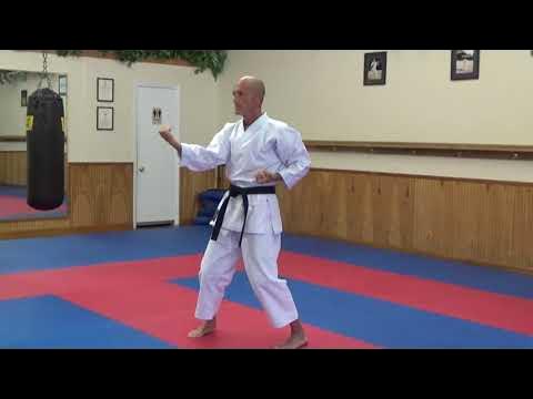 Seisan Kata Shito Ryu - YouTube
