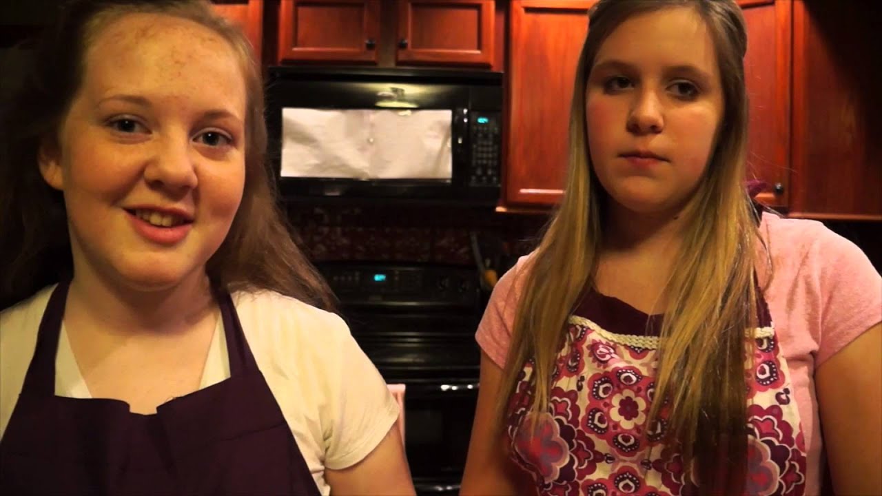 Kooking with Kaleigh - Outtakes - YouTube