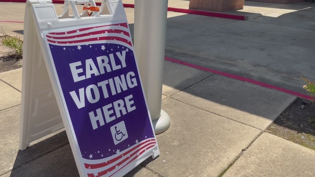 Early voting kicks off in Louisiana - YouTube