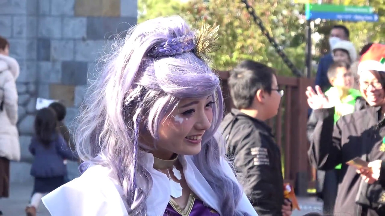 LEGOLAND Princess Greeting 11/25 - YouTube