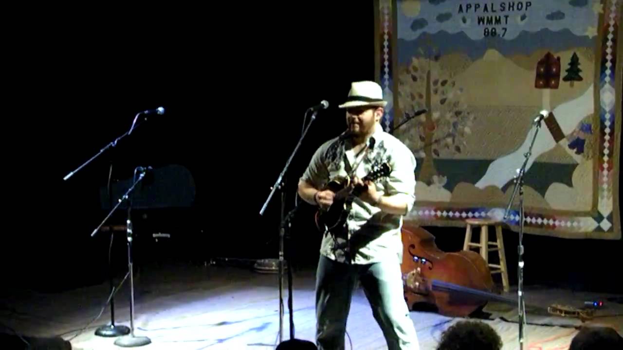 Joe Booher Mandolin Solo - NewFound Road - YouTube